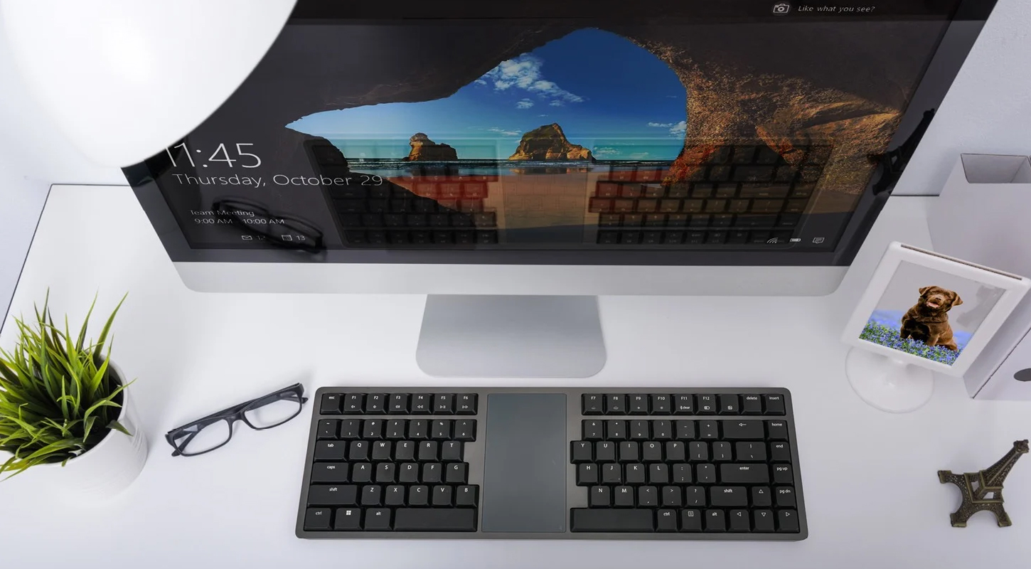 FORM Split Touchpad Keyboard by Kinesis Corporation : ErgoCanada ...